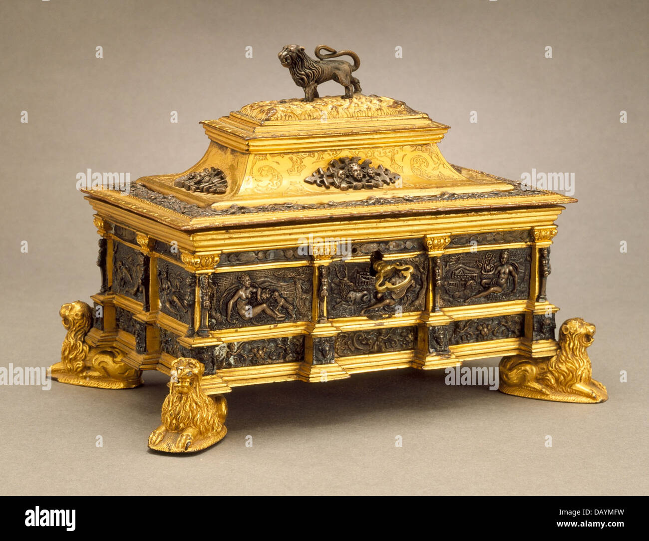 Jewel Casket High Resolution Stock Photography and Images - Alamy