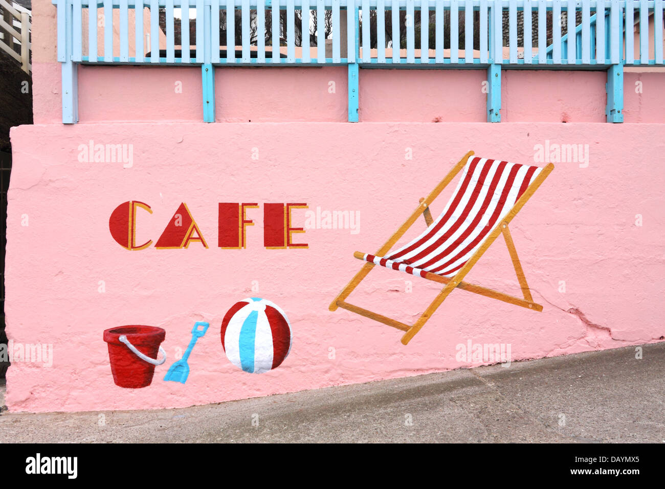 Seaside wall art hi-res stock photography and images - Alamy