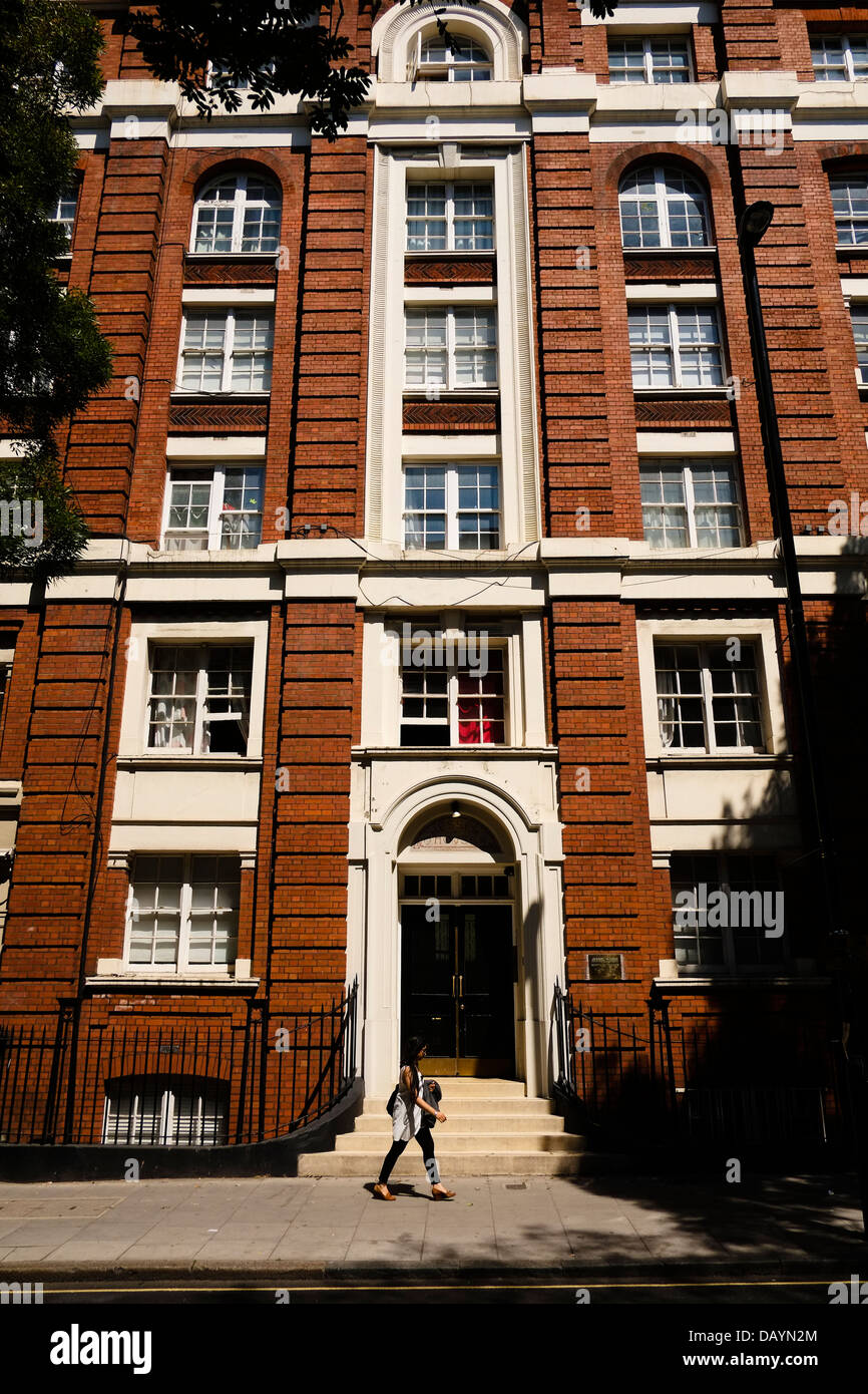 Mansion Block London Stock Photos & Mansion Block London Stock Images ...
