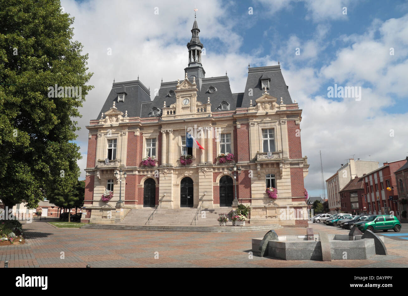 Doullens hi-res stock photography and images - Alamy