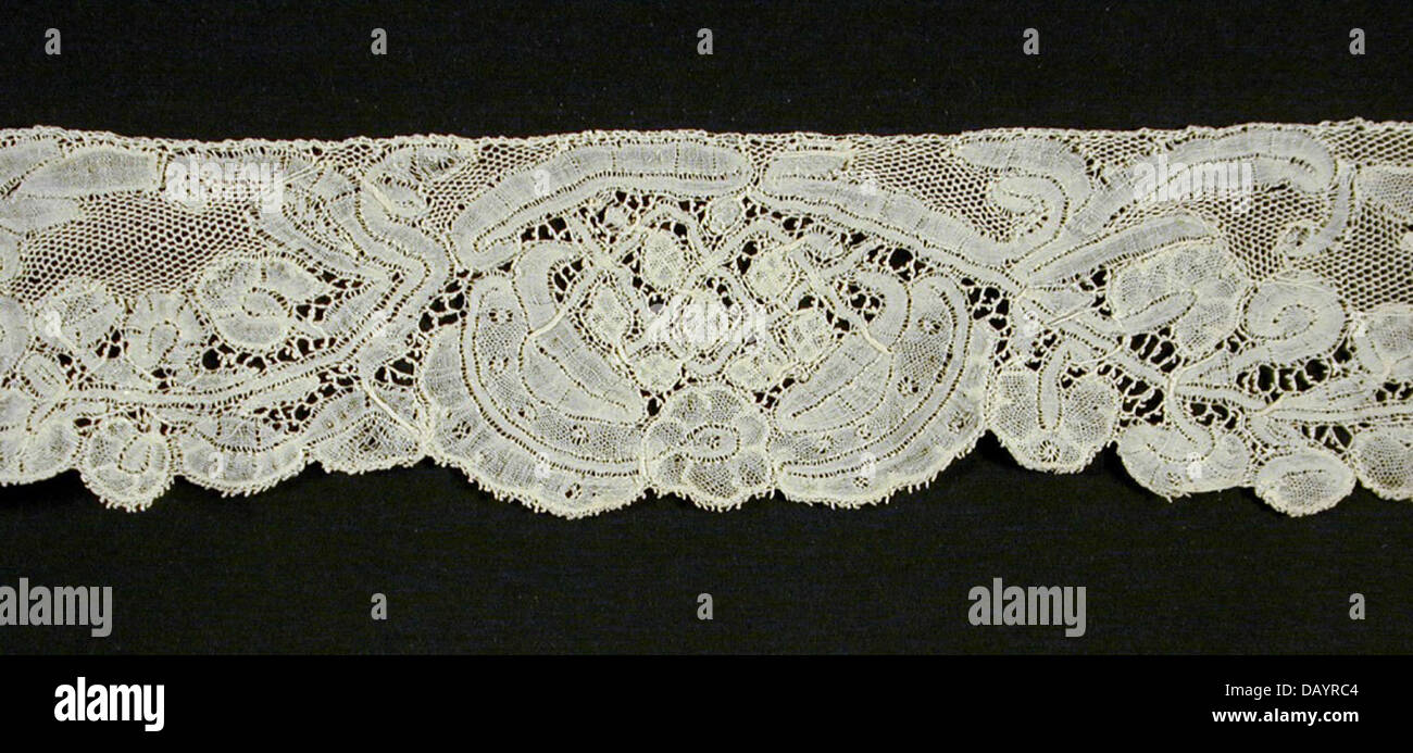 This 19th-century Mechlin bobbin lace is a fine example of European ...