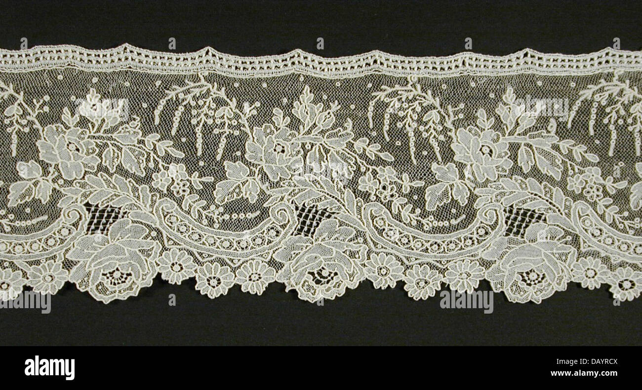 This length of lace from the Los Angeles County Museum of Art features ...