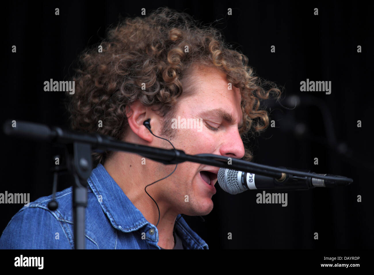 Joseph washbourn singer hi-res stock photography and images - Alamy