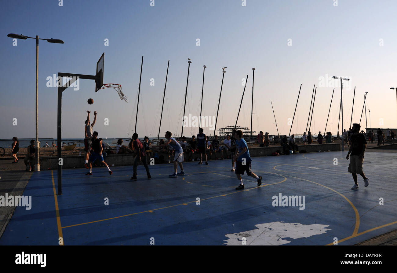 Basketball court brighton hi-res stock photography and images - Alamy