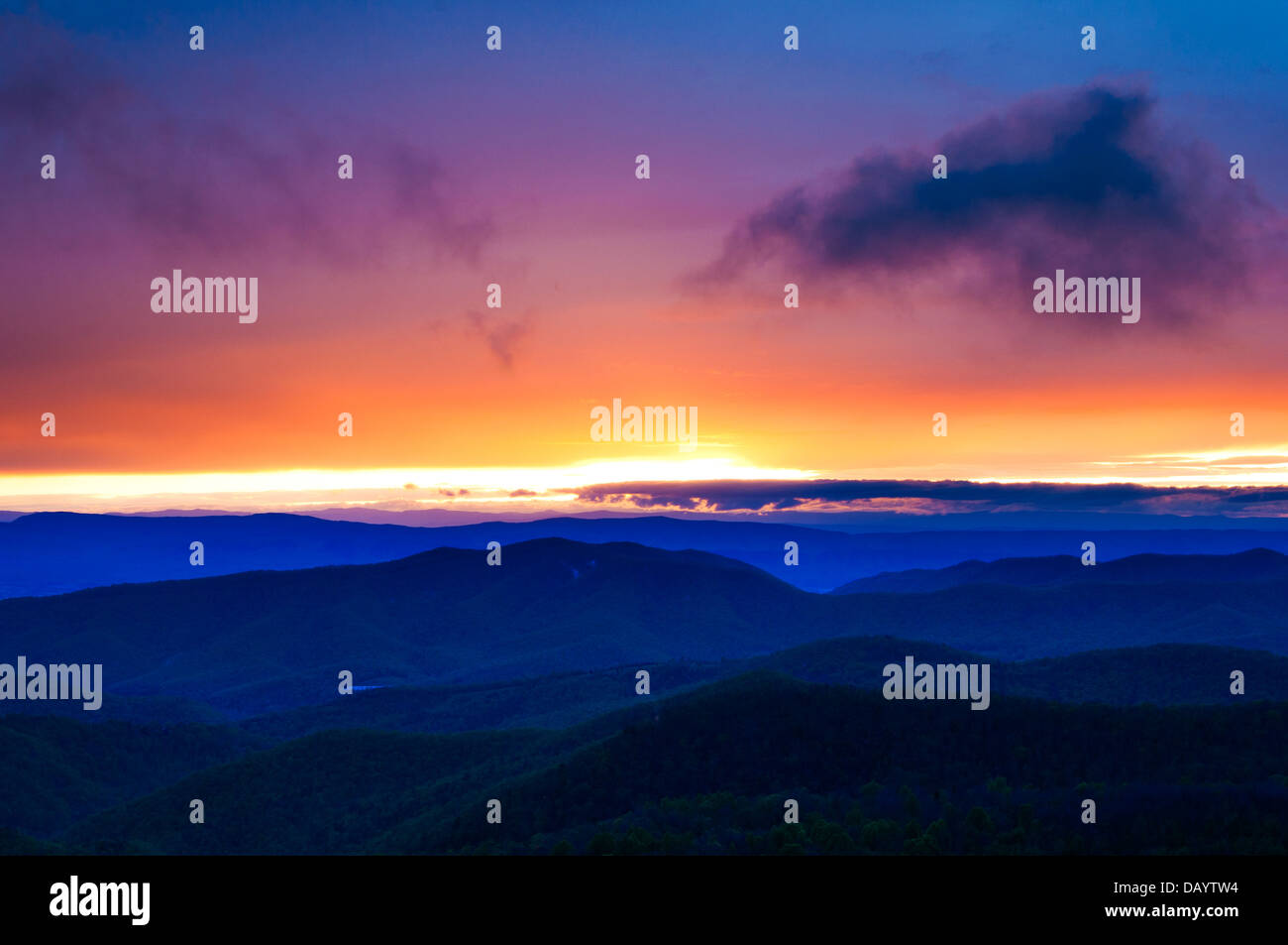 Colorful spring sunset over the Blue Ridge Mountains from Skyline Drive ...