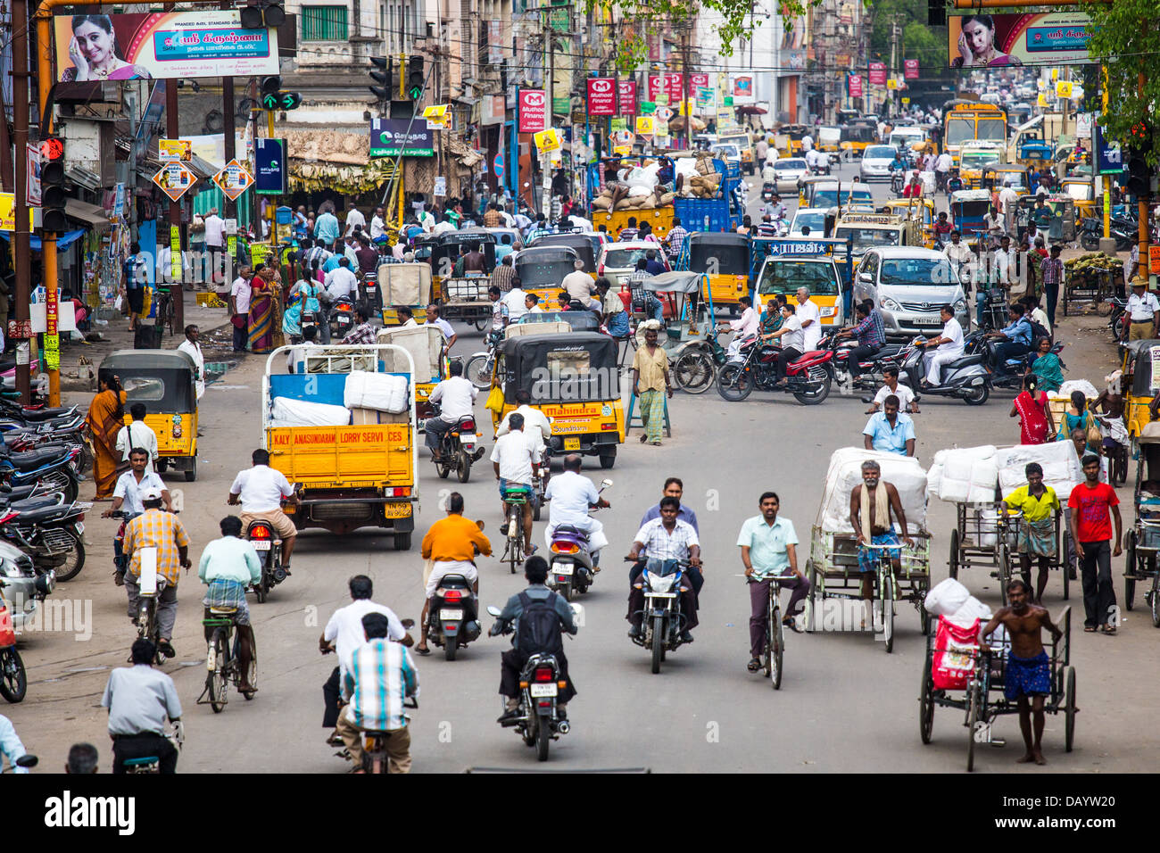 Busy street in Madurai, India Stock Photo - Alamy