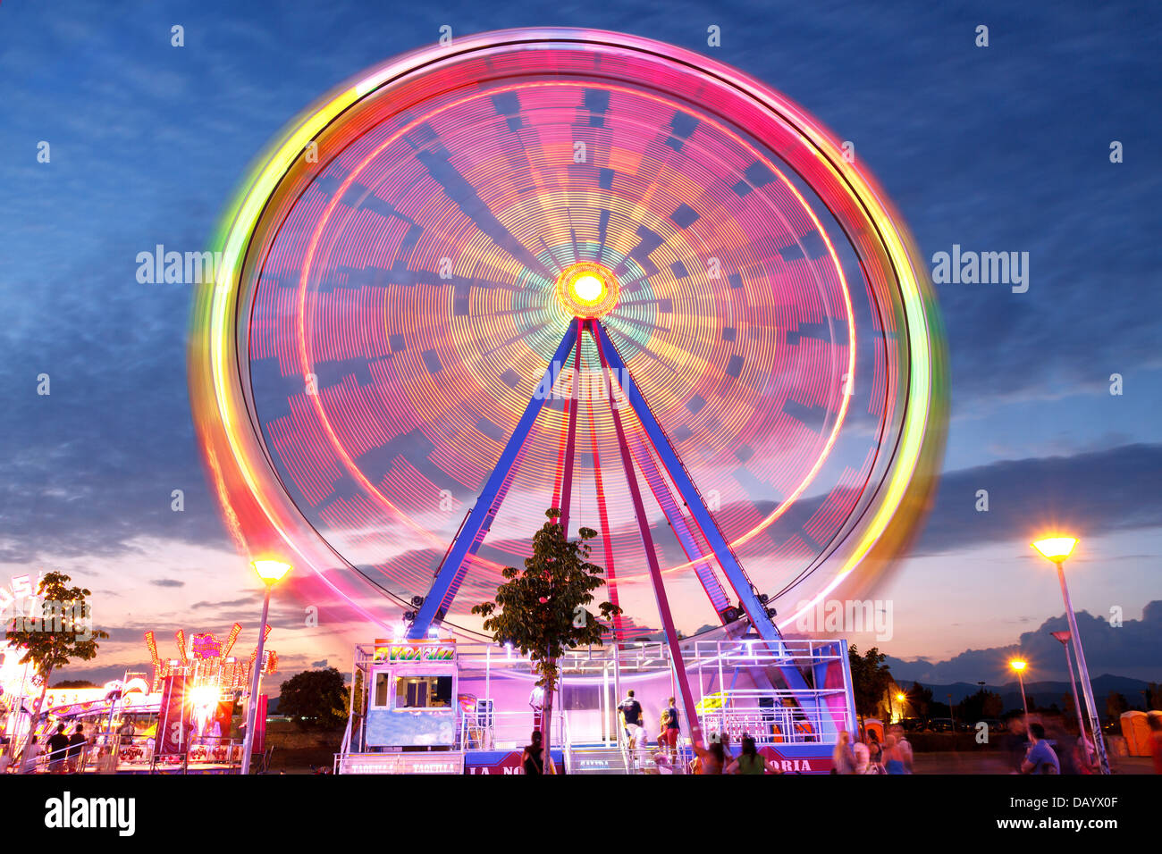 Ferris wheel in motion Stock Photo - Alamy