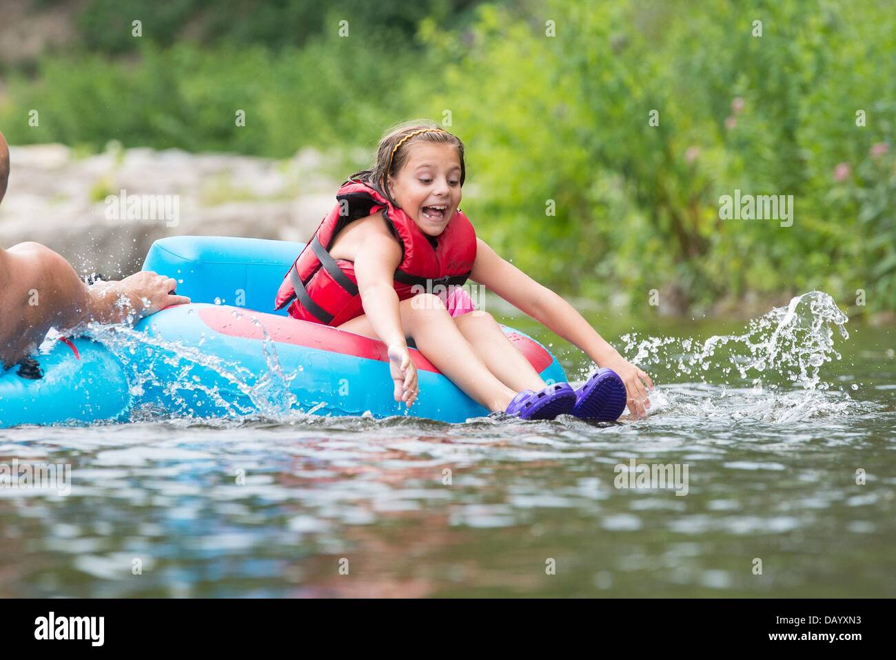 Ann Arbor, USA. 21st July, 2013. 9-year-old Autumn Campbell and her ...