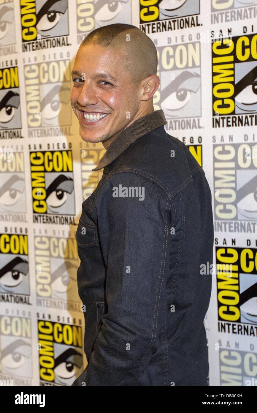 Theo Rossi Height