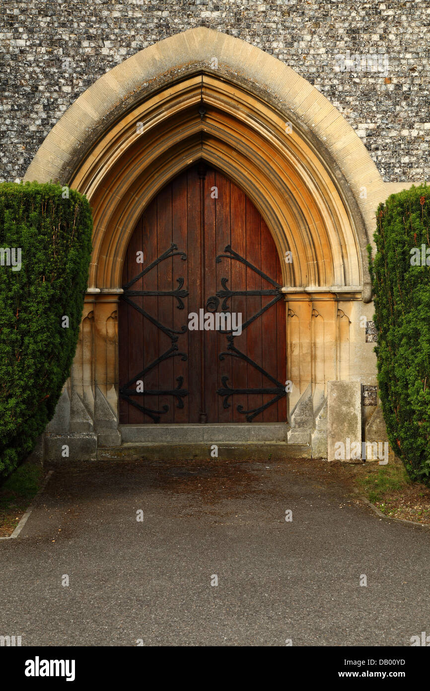 Shut church door Stock Photo - Alamy