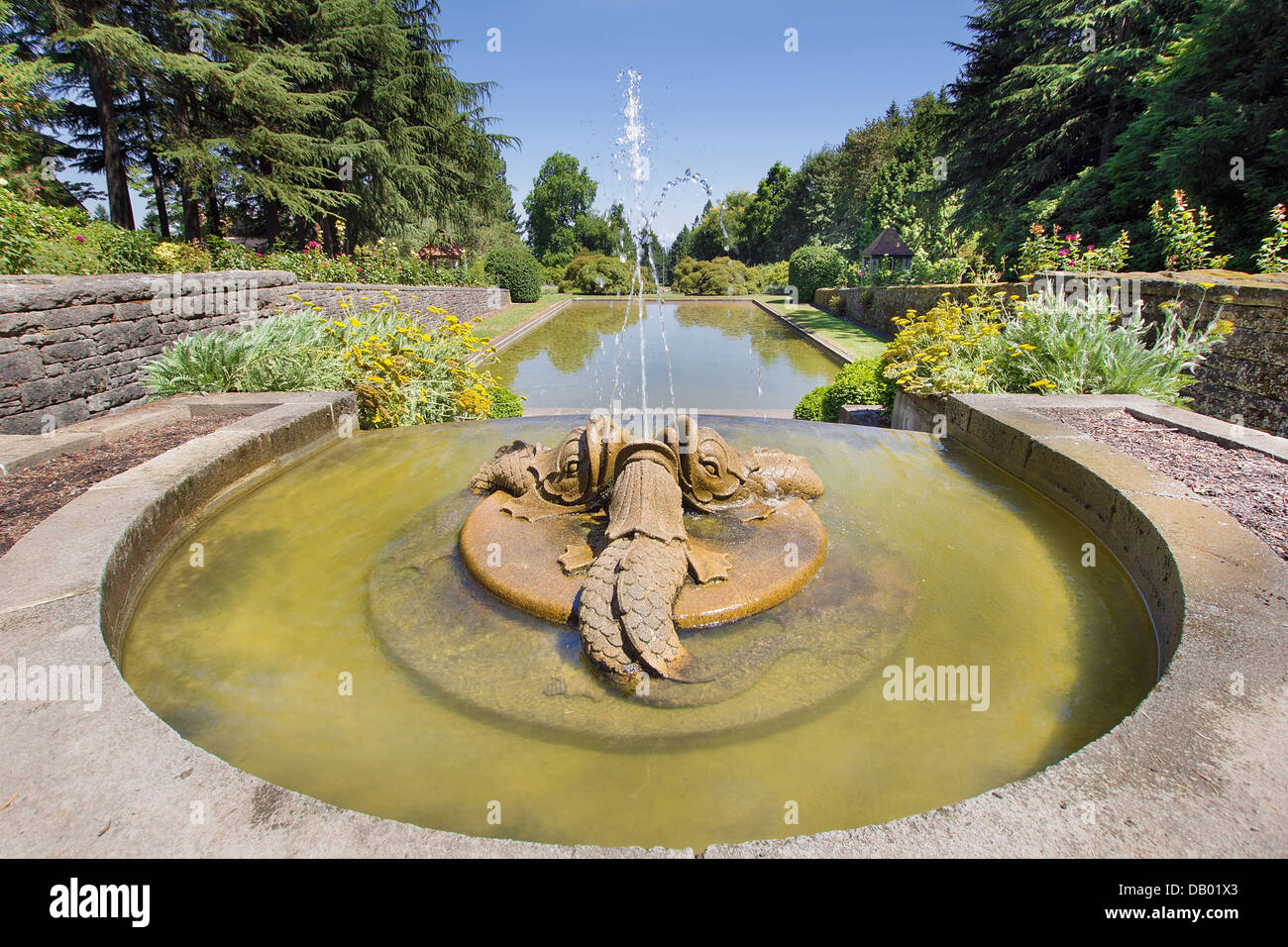 Renaissance Dolphin Stone Sculptures Water Fountain in Public Parks ...