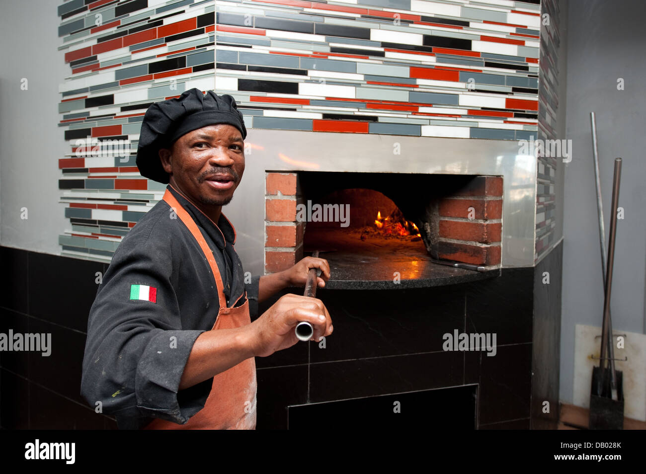 Pizza maker, Meloncino restaurant, Victoria & Alfred Waterfront, Cape ...