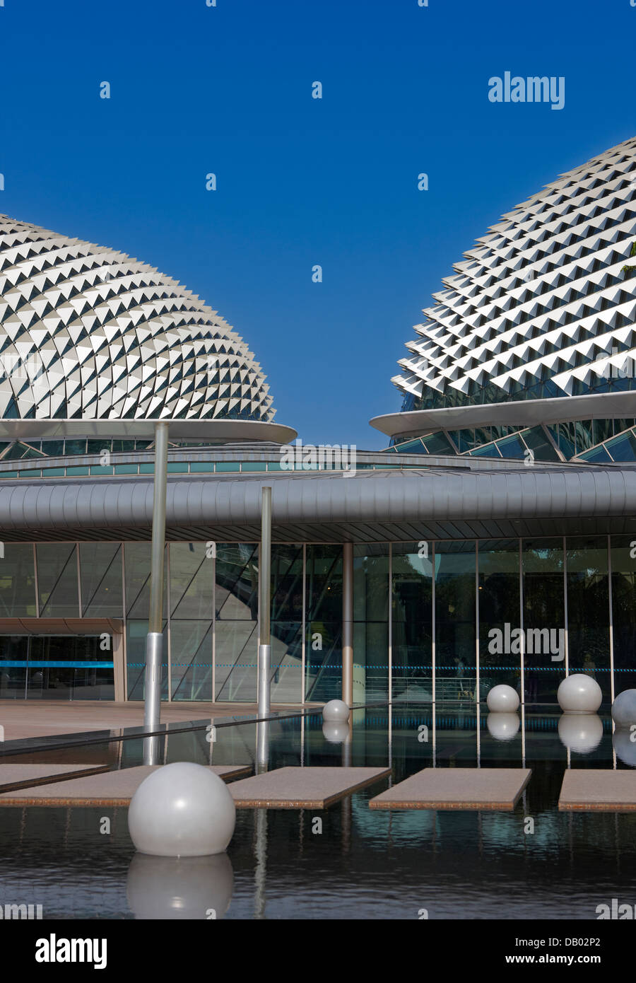 Esplanade architecture detail singapore hi-res stock photography and ...