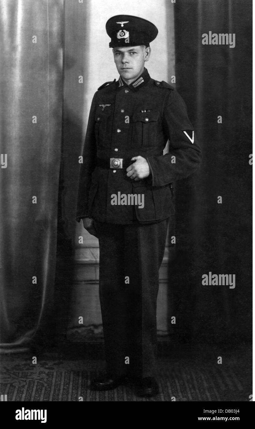 German army 1938 hi-res stock photography and images - Alamy