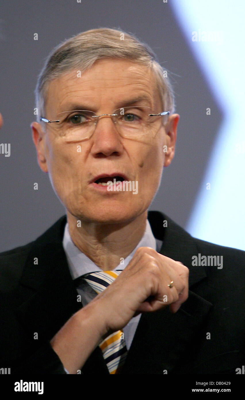 CEO of HypoVereinsbank (HVB) Wolfgang Sprissler pictured at the HVB ...