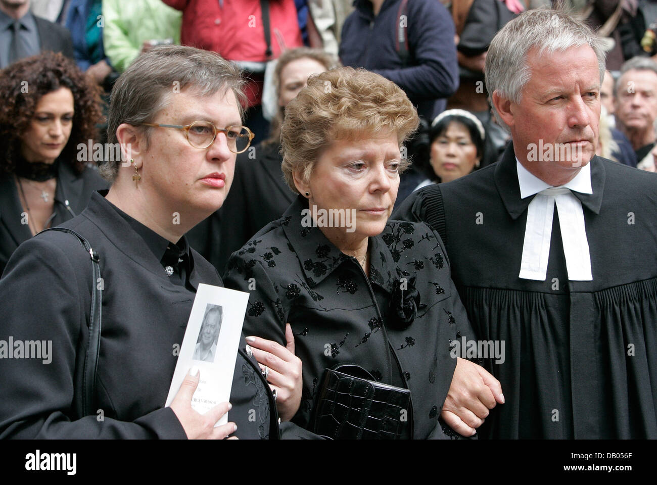 Sabine Wussow, widow of Klausjuergen Wussow (C), Konstanze, daughter ...