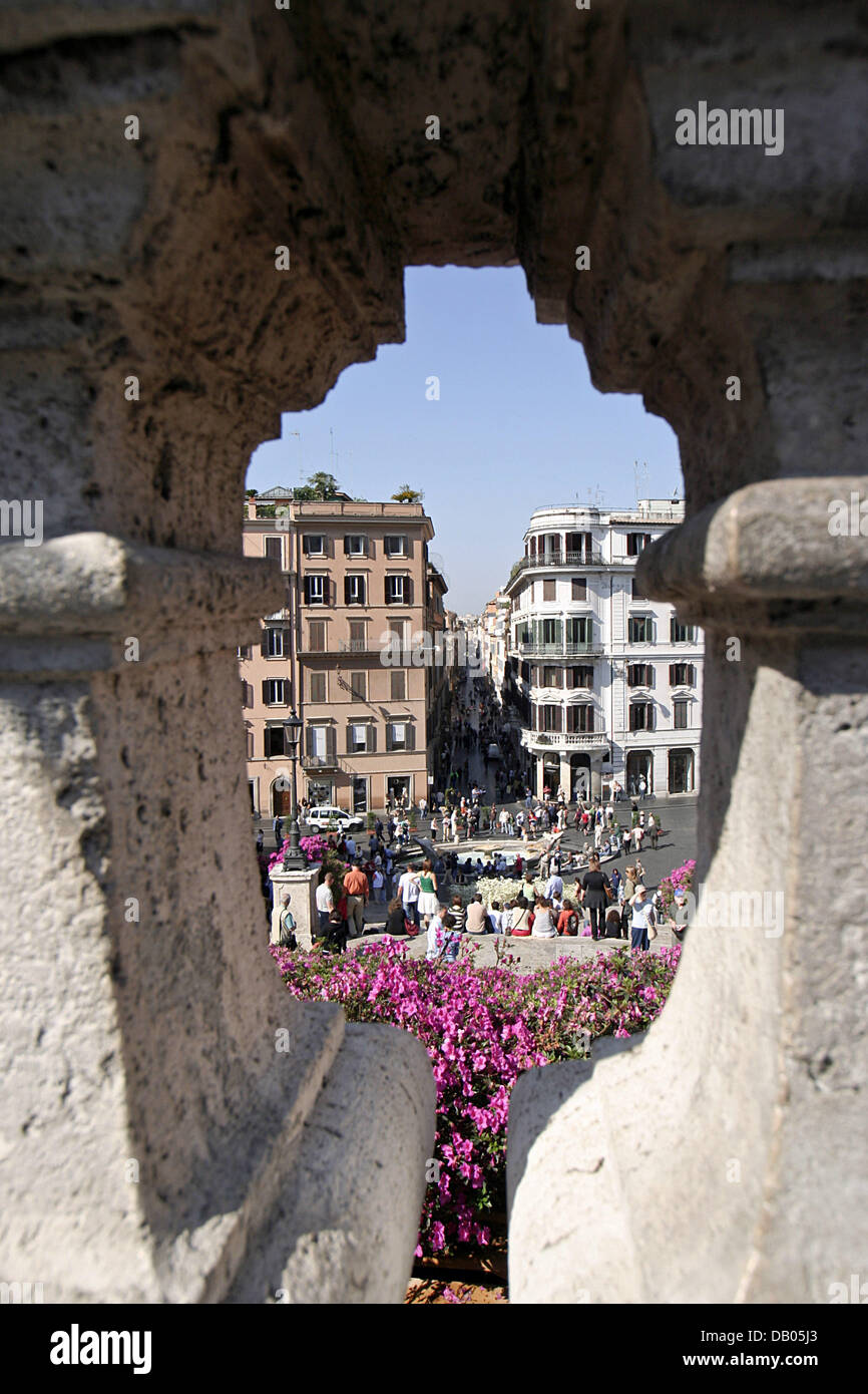 View on the Spanish Steps an the Via dei Condotti street in Rome, Italy ...
