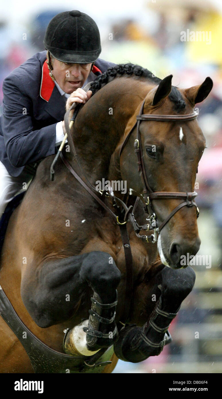 John whitaker hi-res stock photography and images - Alamy