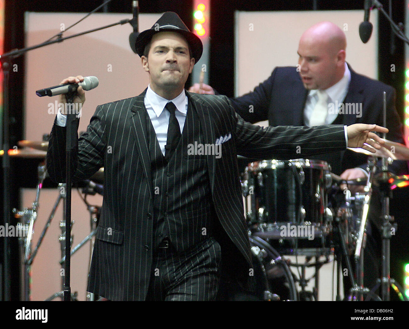 German singer Roger Cicero performs during the 'Live Earth' concert at ...