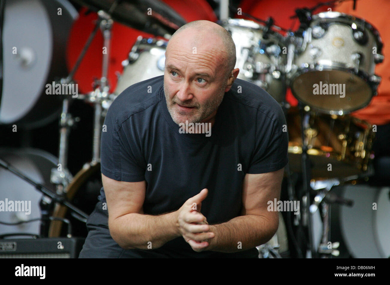 Genesis In Concert Stock Photos & Genesis In Concert Stock Images - Alamy