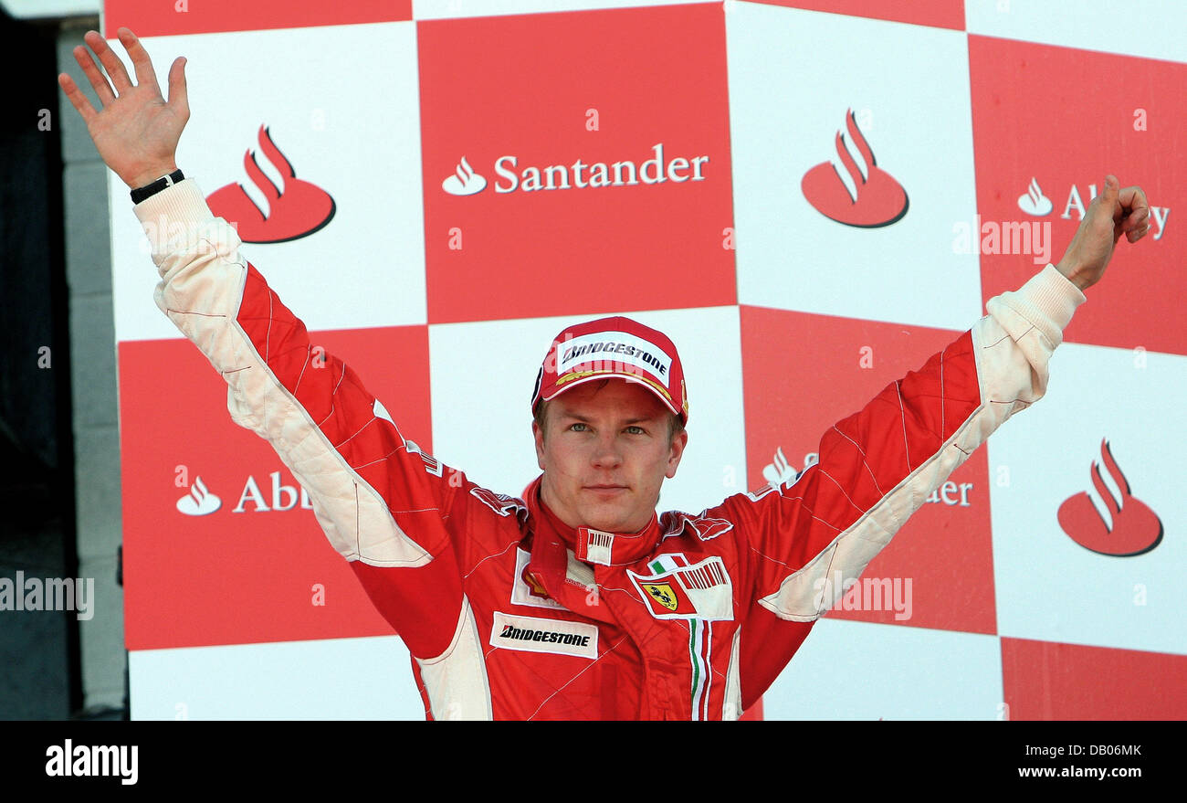 Kimi raikkonen 2007 silverstone hi-res stock photography and images - Alamy