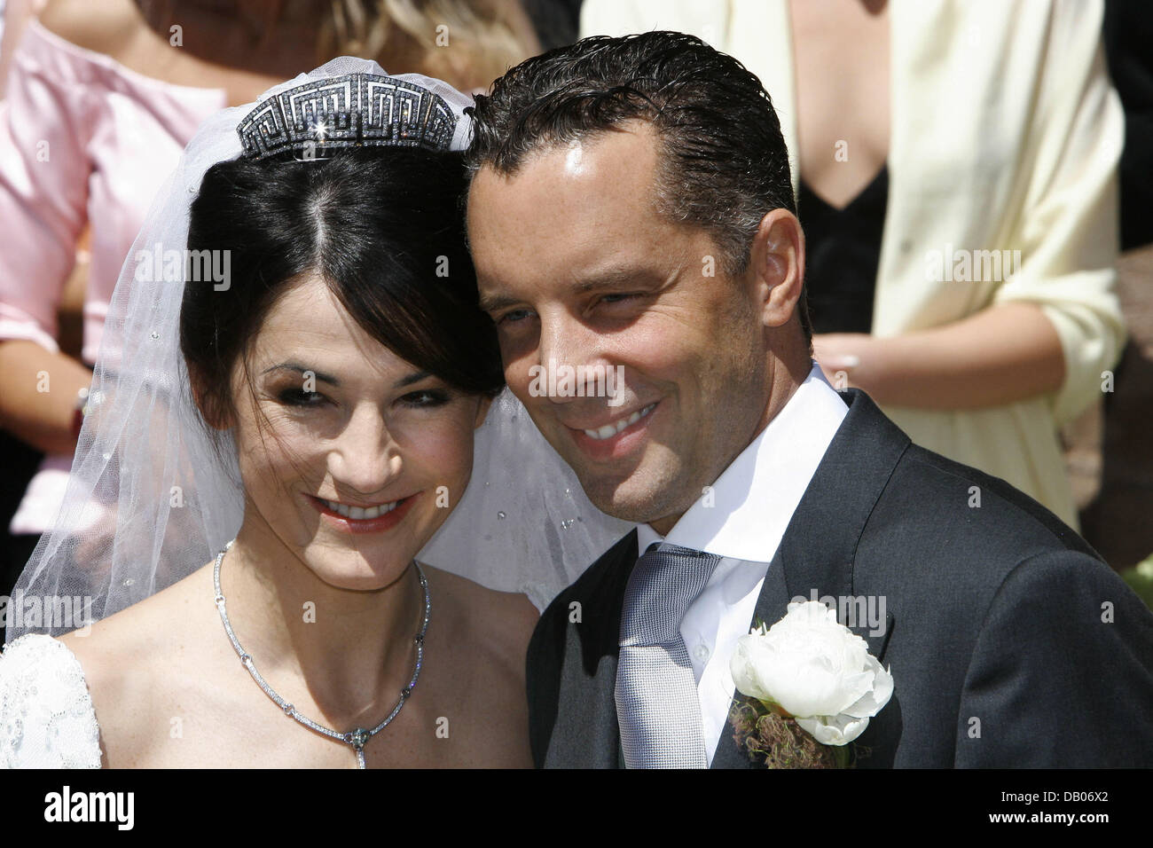 The newly weds, actress Mariella Ahrens and Patrick Count Faber-Castel ...