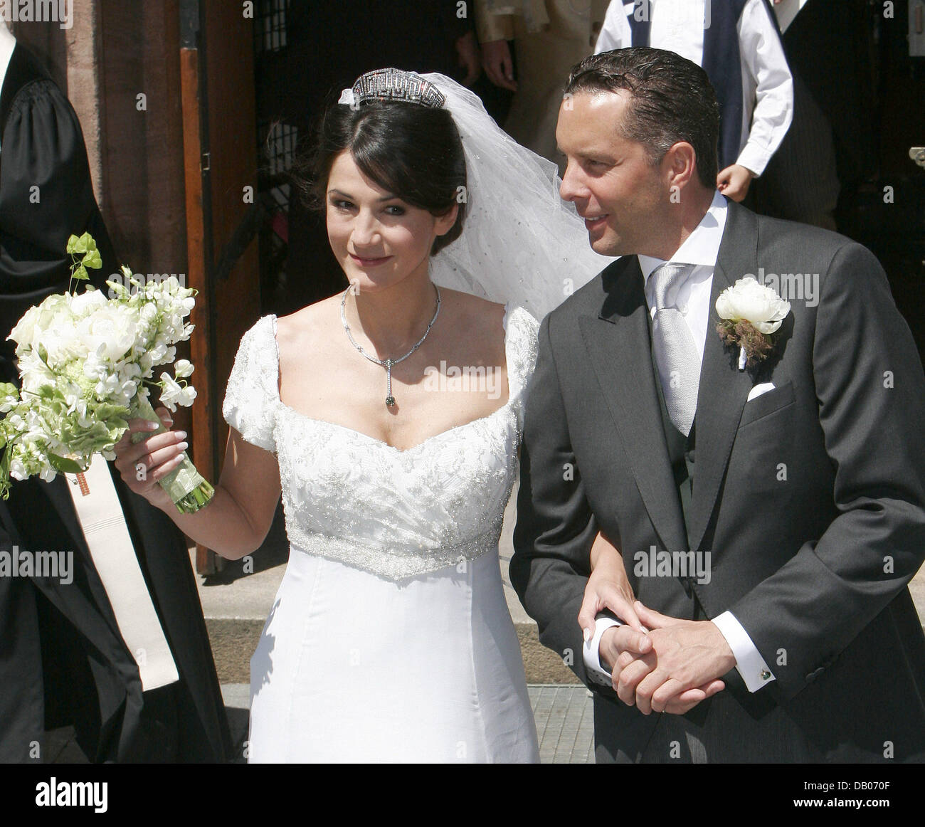The newly weds, actress Mariella Ahrens and Patrick Count Faber-Castel ...