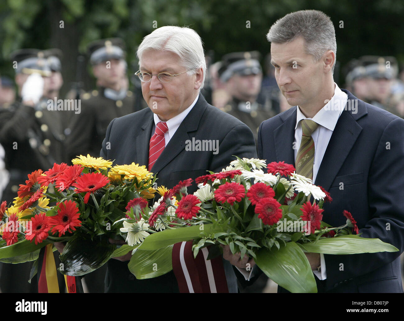 German Foreign Minister Frank-Walter Steinmeier and his Latvian ...