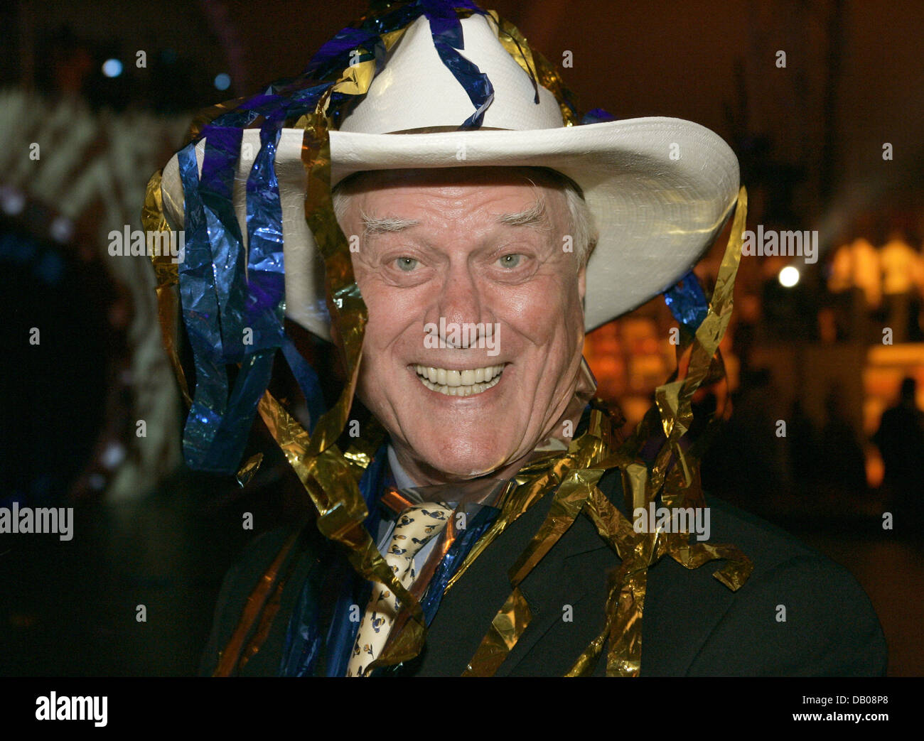US American actor Larry Hagman (R) is pictured at the presentation of ...