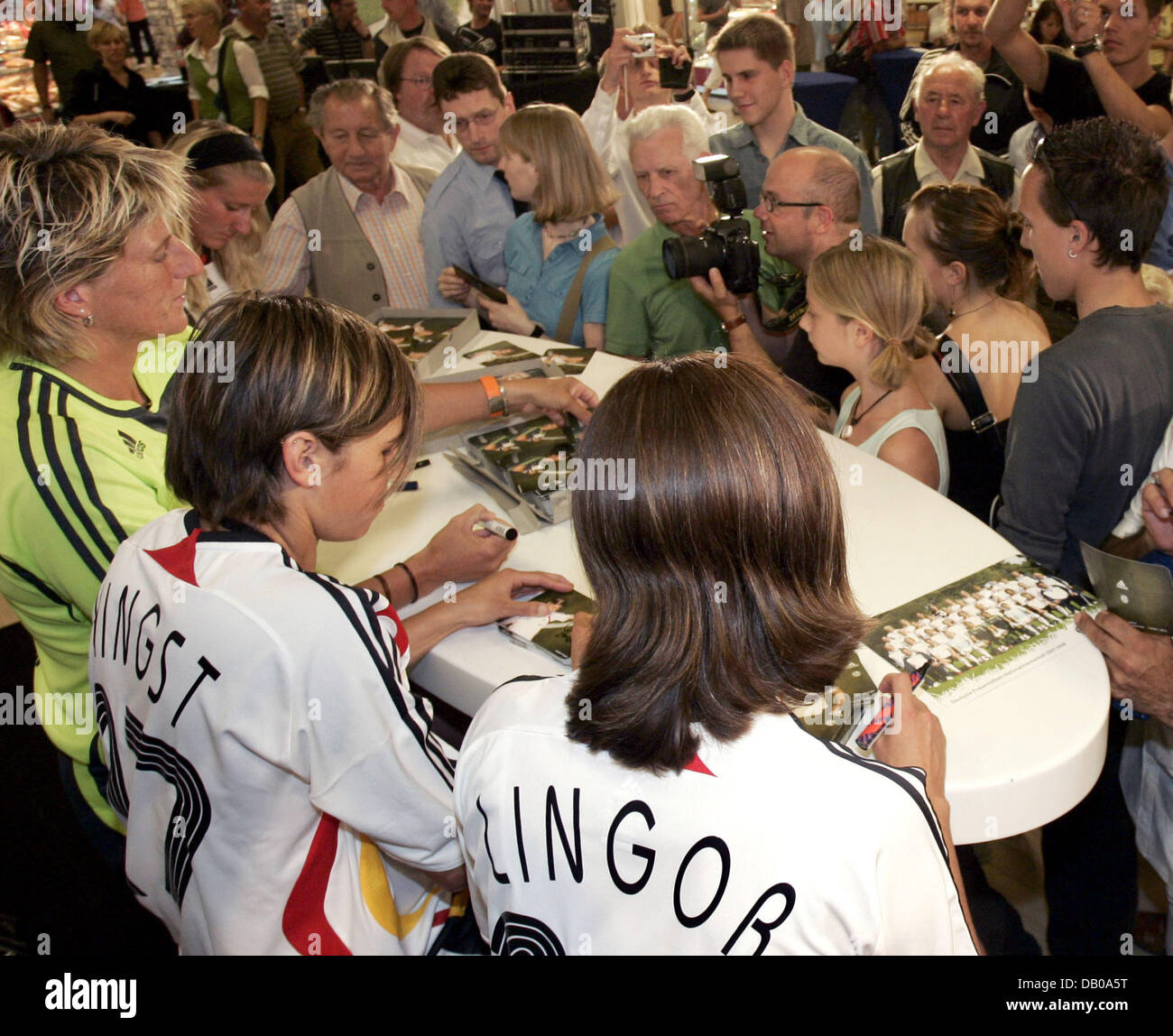Players of German women's soccer national team (R-L) Renate Lingor ...