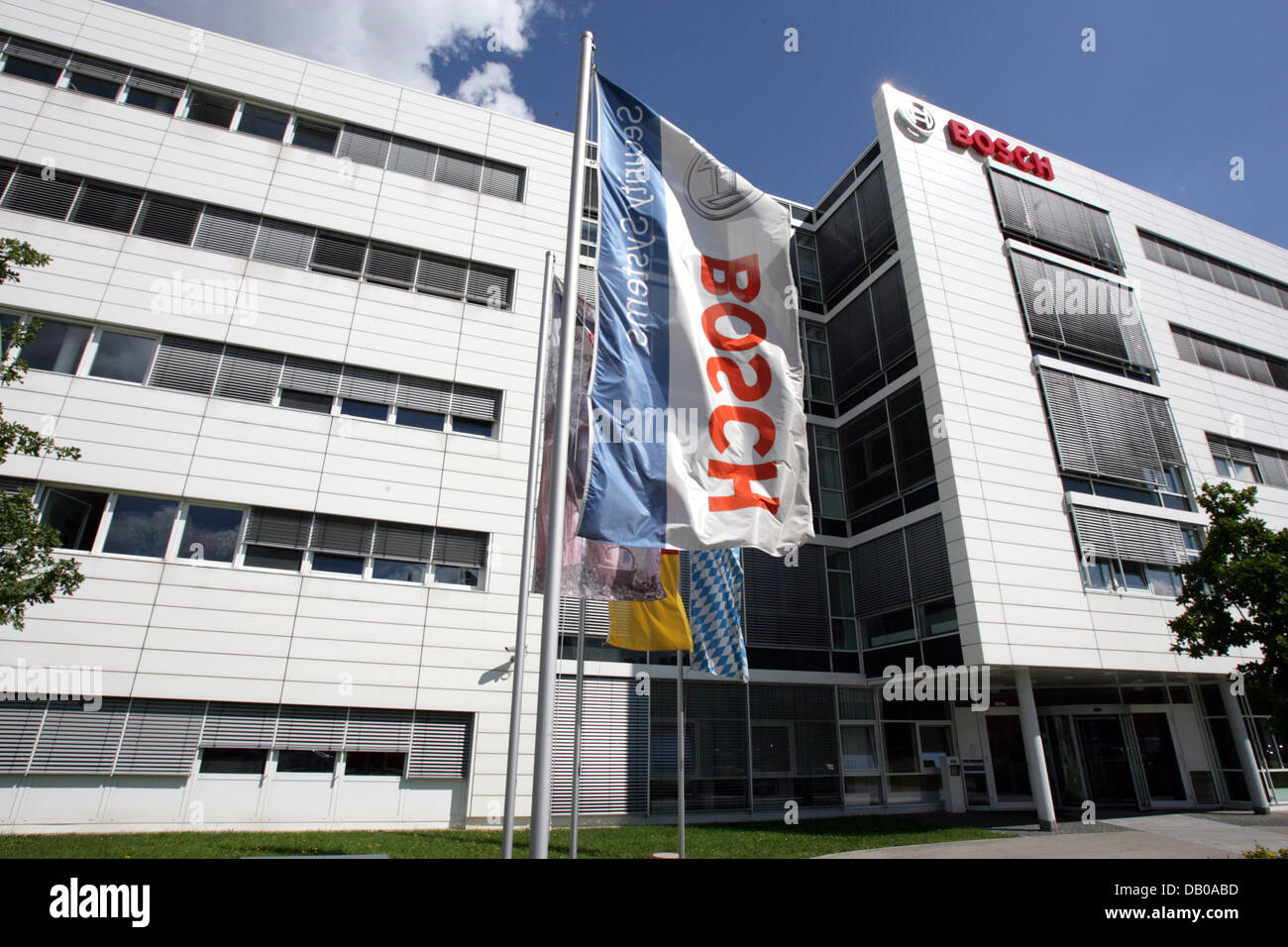 The photo shows the BOSCH Security Systems headquarters in Ottobrunn ...