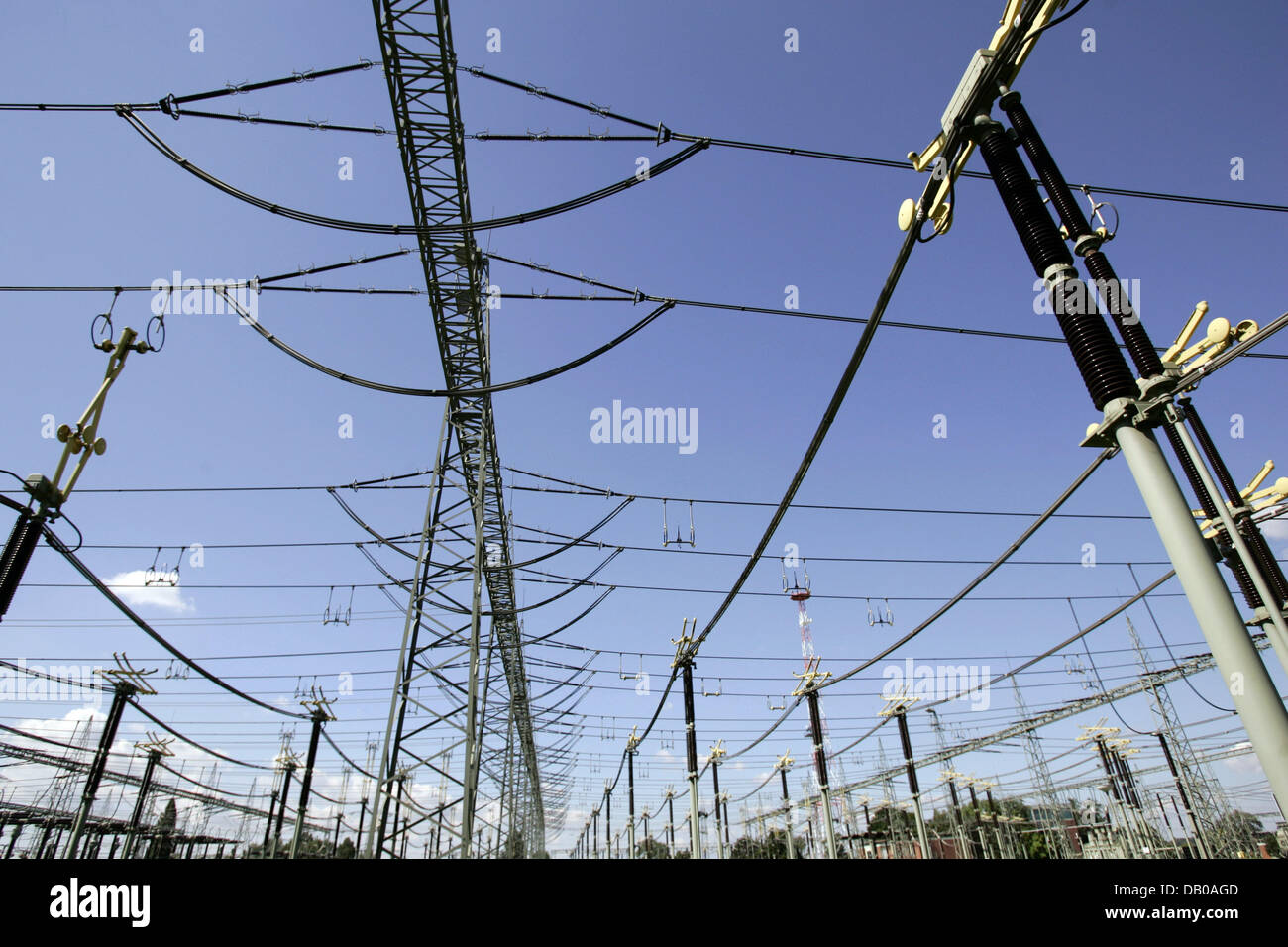 The picture shows the substation of energy provider RWE in Buerstadt ...