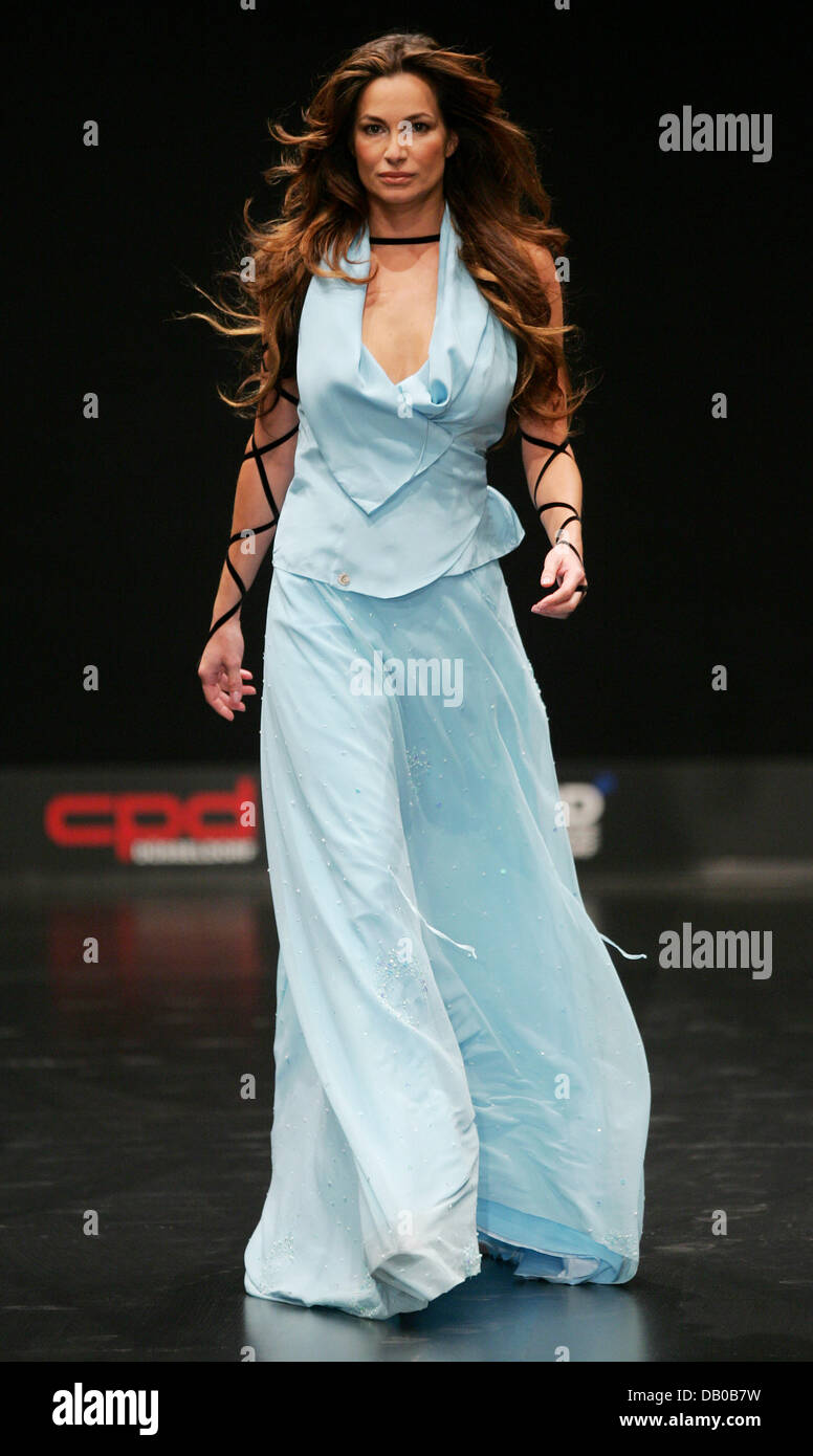 Alexandra kamp hi-res stock photography and images - Alamy