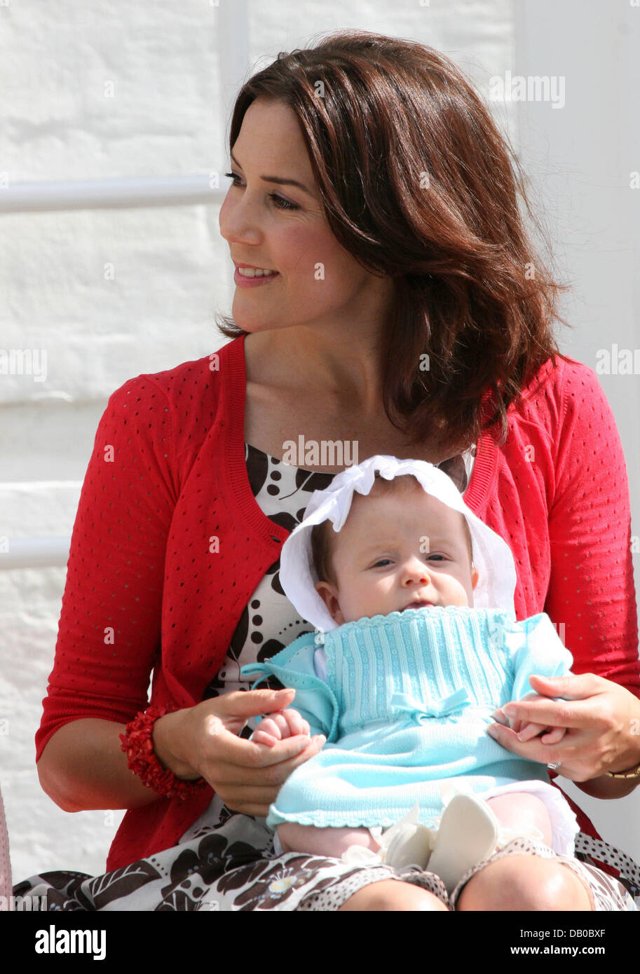 Crown Princess Mary of Denmark and her daughter Princess Isabella ...
