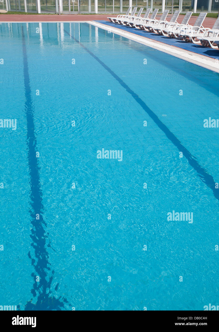 empty swimming pool Stock Photo - Alamy