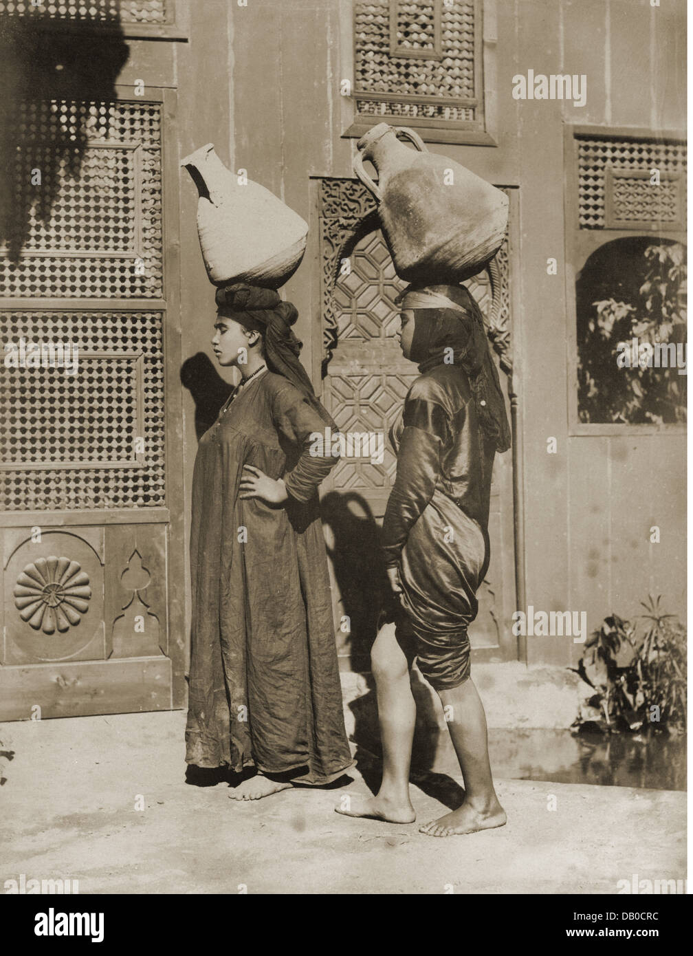 Female 1900s High Resolution Stock Photography and Images - Alamy