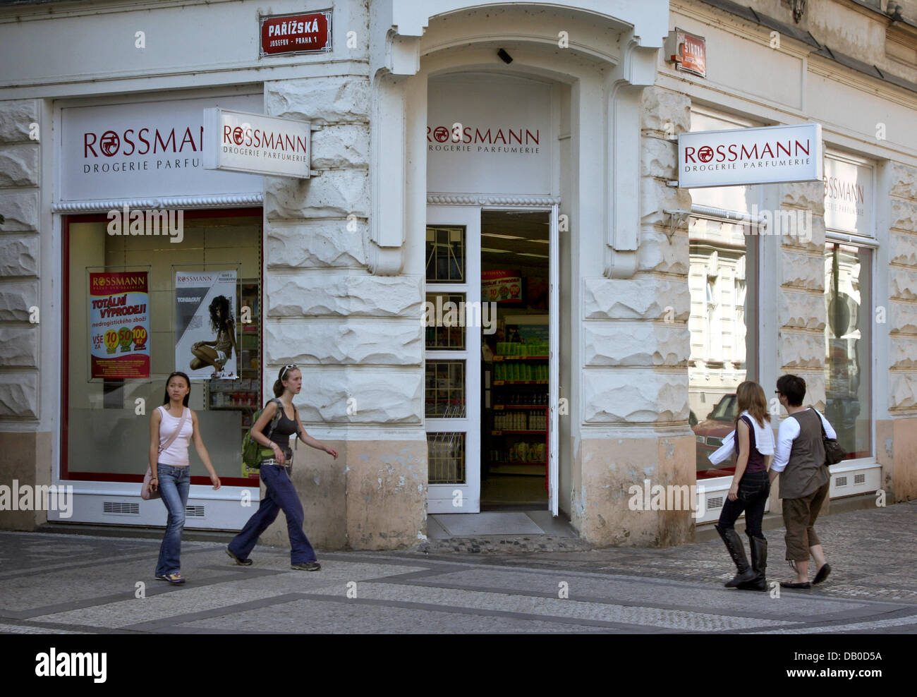 Logo drug store chain rossmann hi-res stock photography and images - Alamy