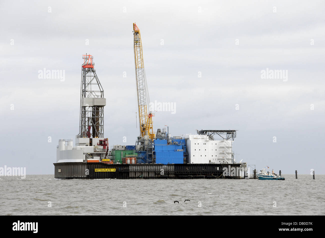 The picture shows the Mittelplate oil rig at the Schleswig ...