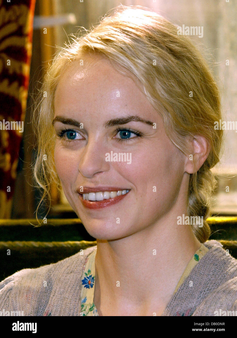 Nina hoss woman in berlin hi-res stock photography and images - Alamy