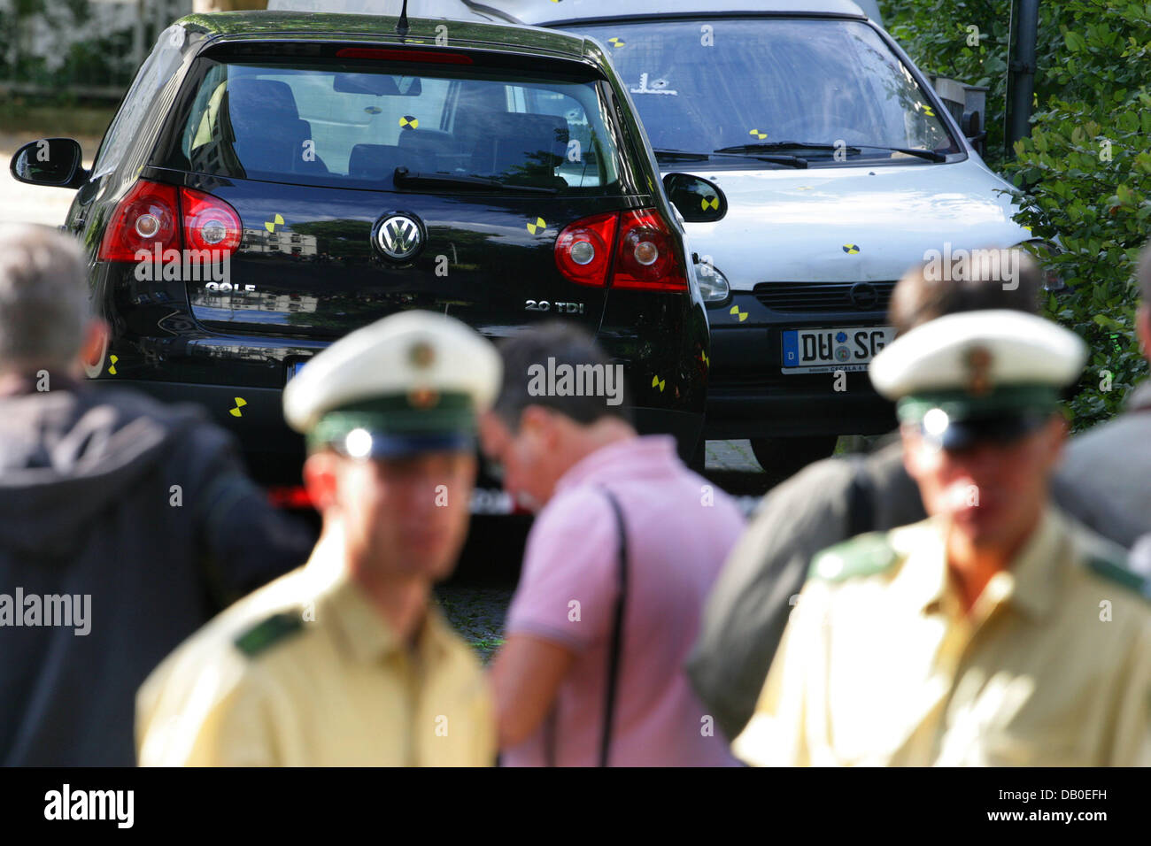 Two Dead Bodies Discovered High Resolution Stock Photography and Images ...