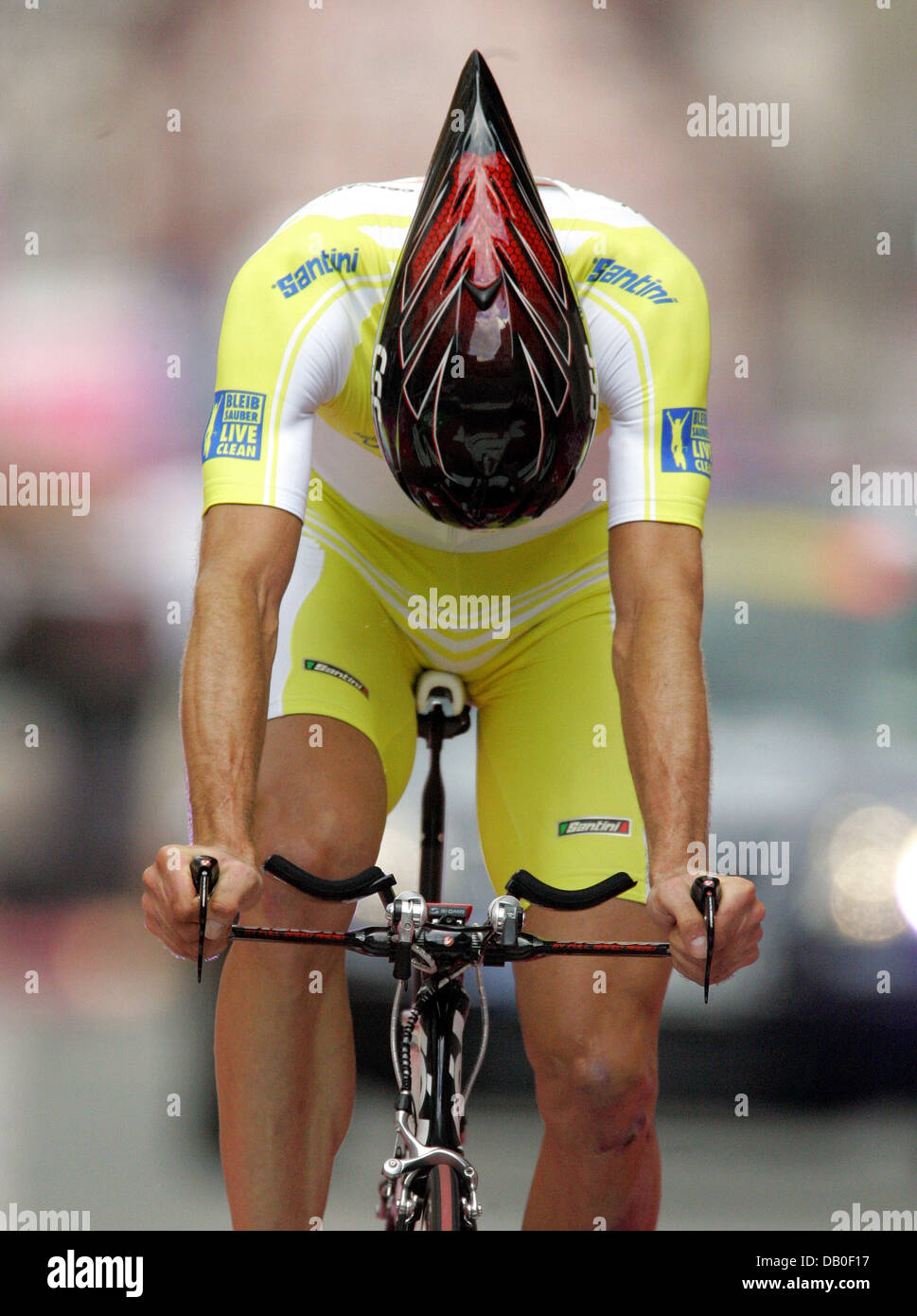 German cyclist Jens Voigt of Team CSC wearing the yellow jersey of the ...