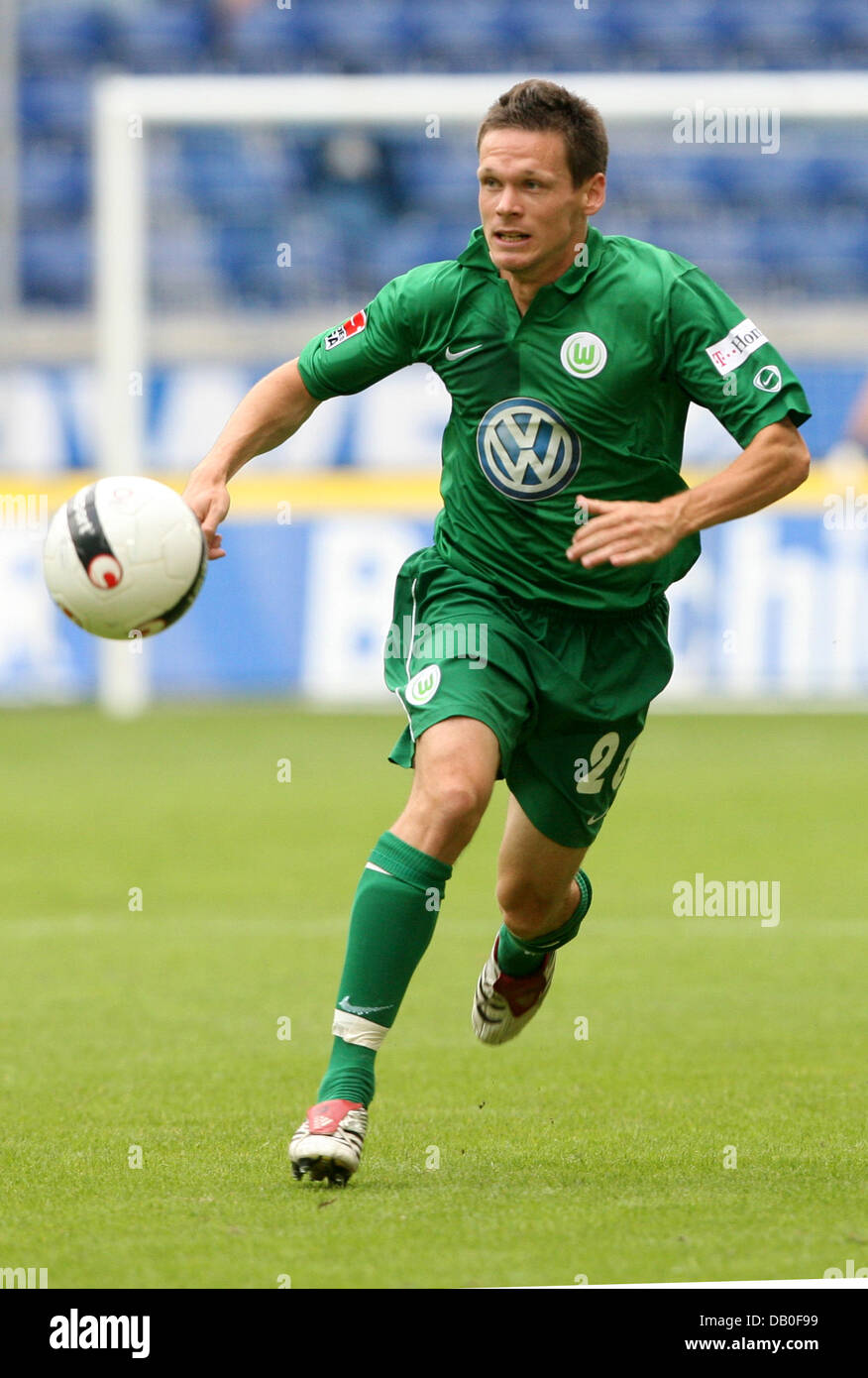Wolfsburg's Sascha Riether controls the ball during the MSV Duisburg ...