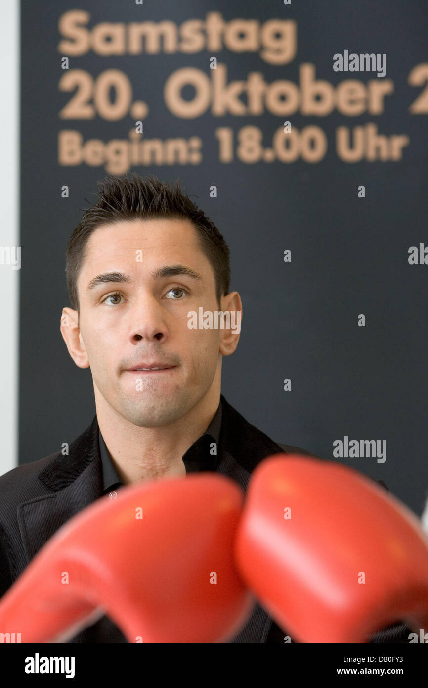 Felix Sturm, middleweight champion of the WBA (World Boxing Association ...