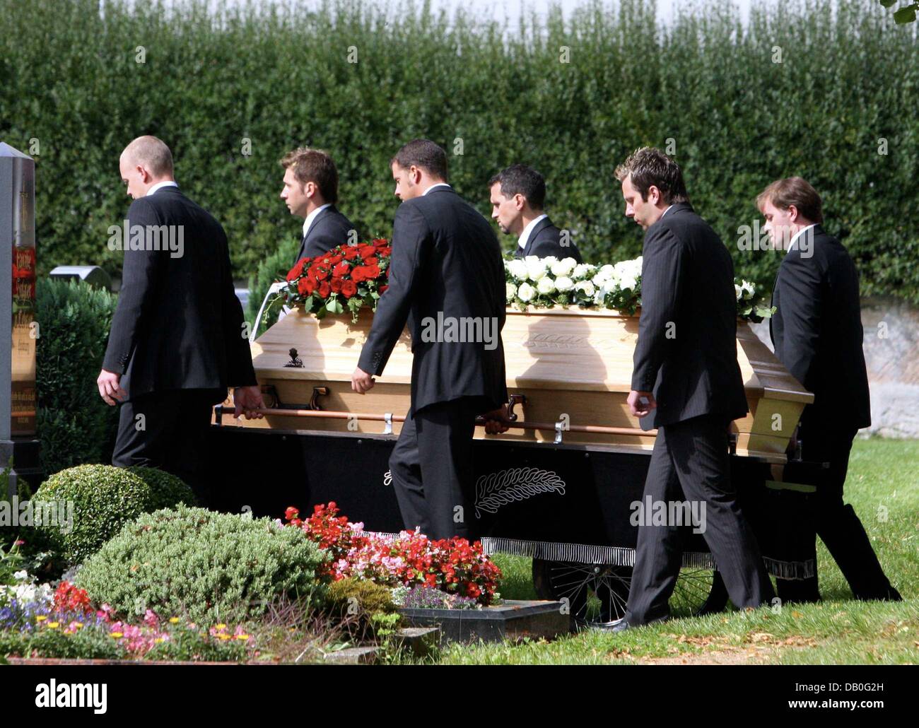The coffin of German Federal Criminal Police officer Joerg R., who was ...