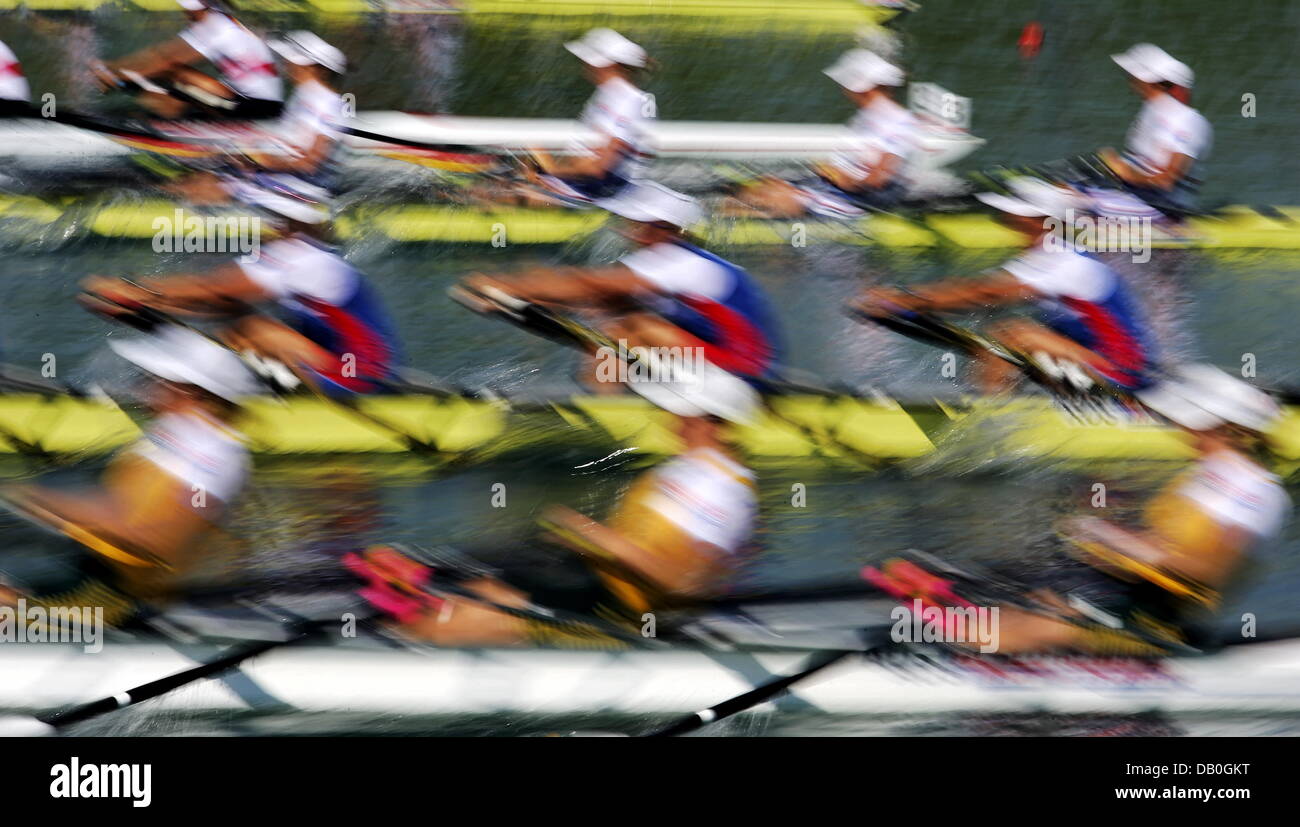 The picture shows the preliminaries of the women's quadruple scull ...