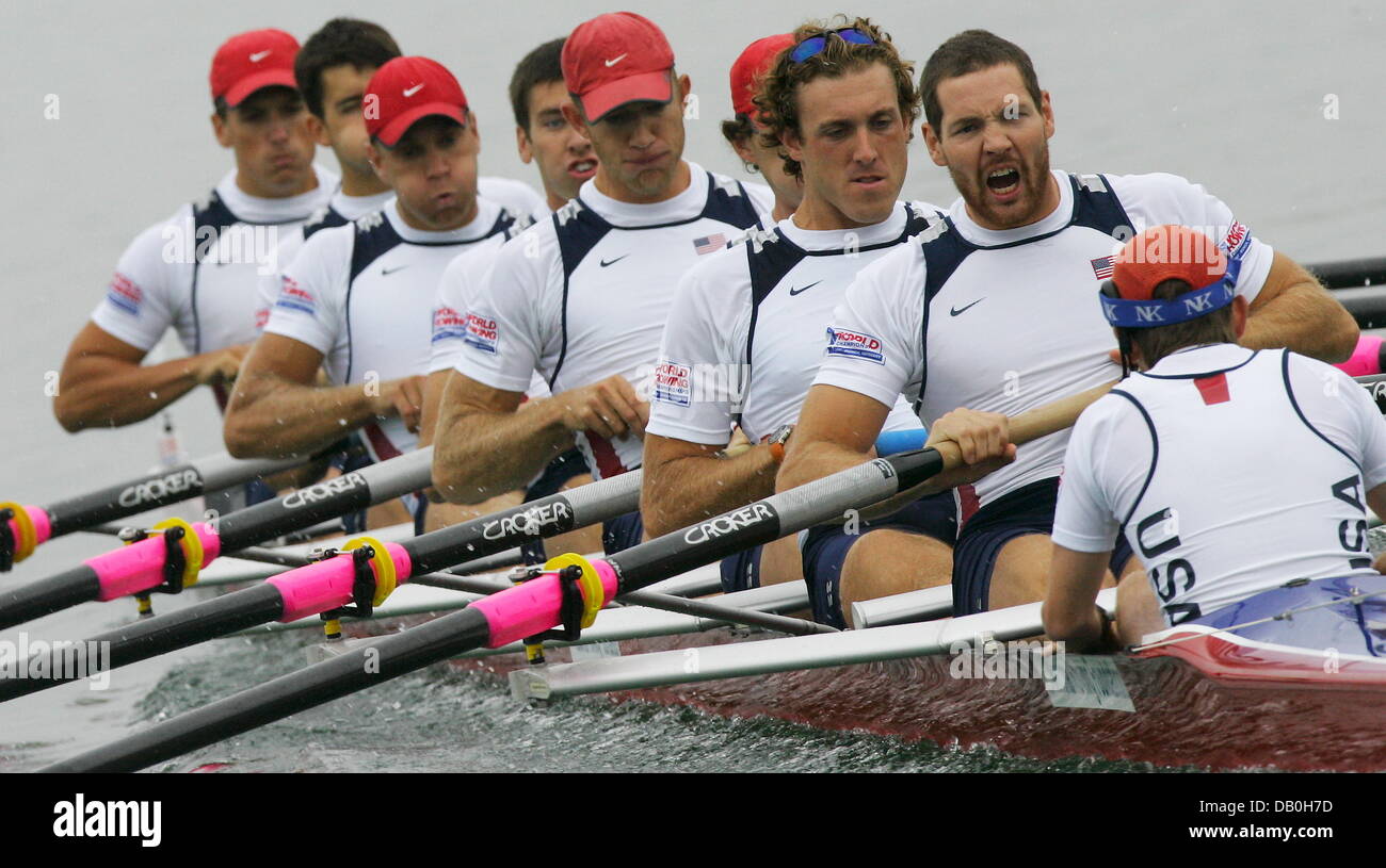The picture shows the US-American eight oars with coxswain with Marcus ...