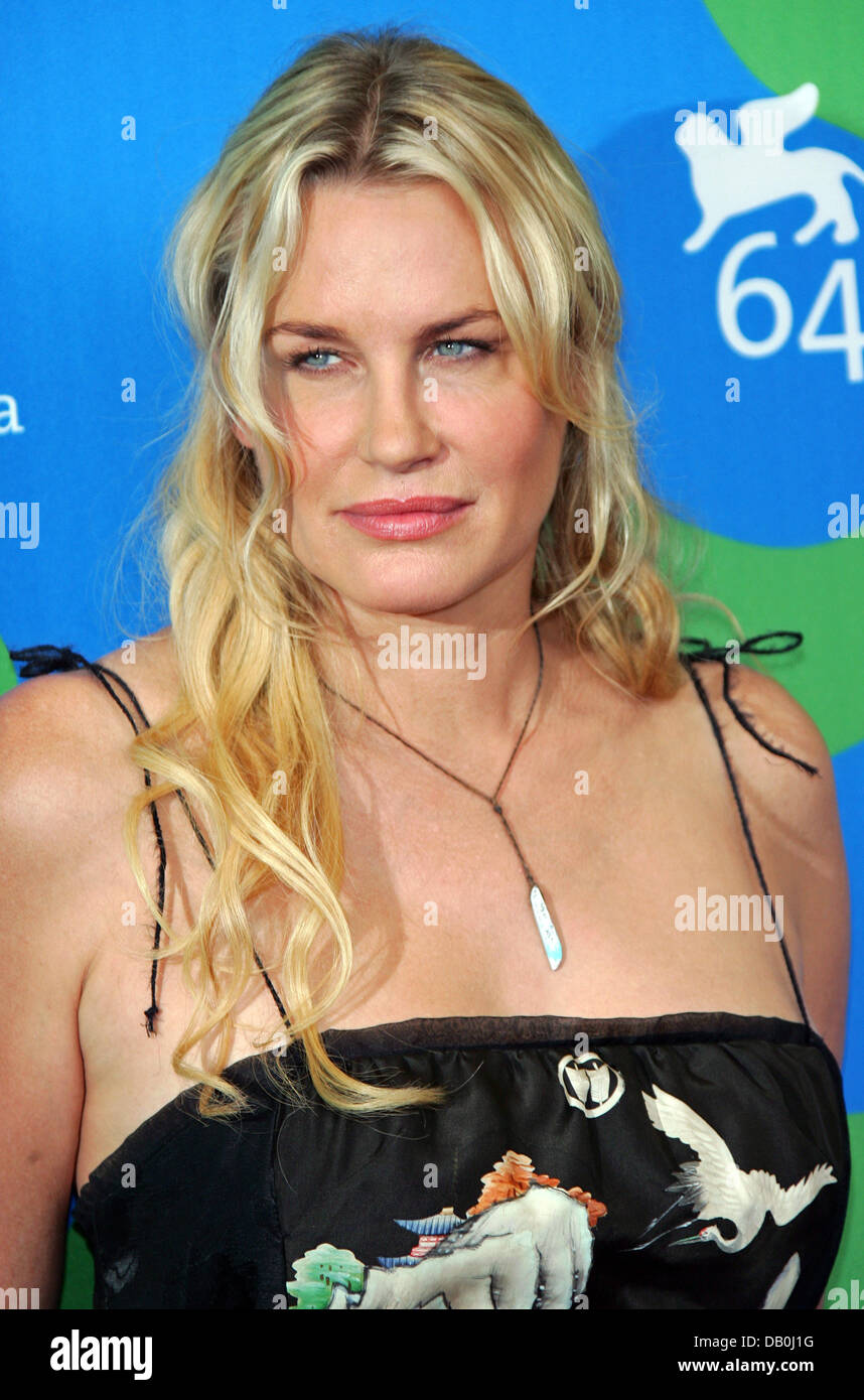 Daryl hannah in hi-res stock photography and images - Alamy