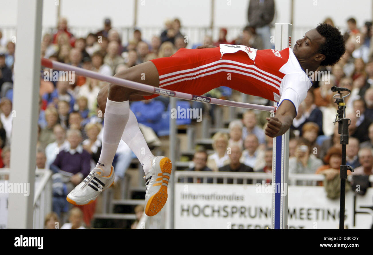Victor Moya of Cuba overcomes the bar at the 29th International High ...