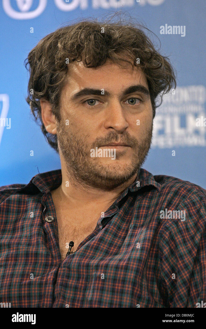 Actor Joaquin Phoenix attends the press conference of 'Reservation Road ...
