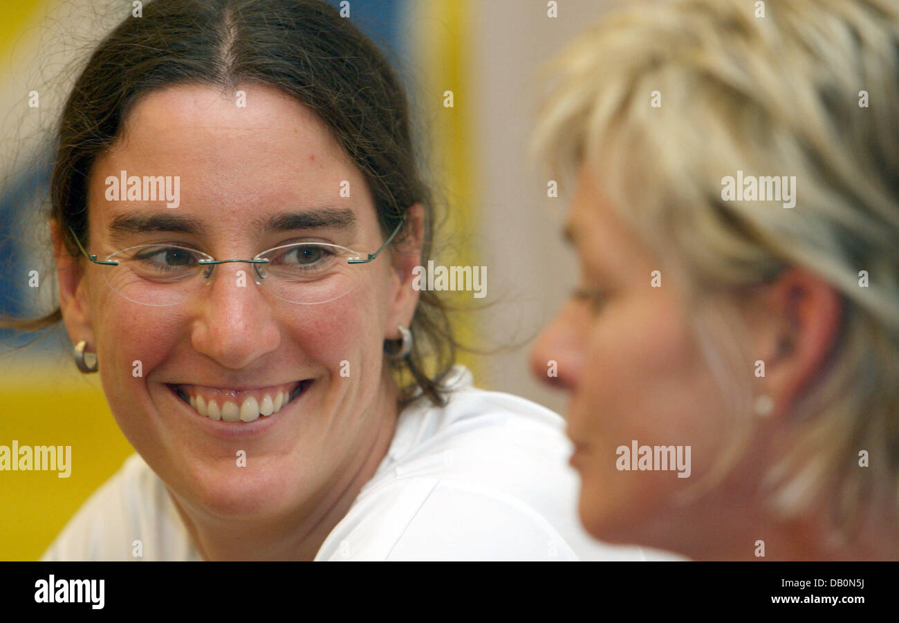 German soccer player birgit prinz hi-res stock photography and images ...